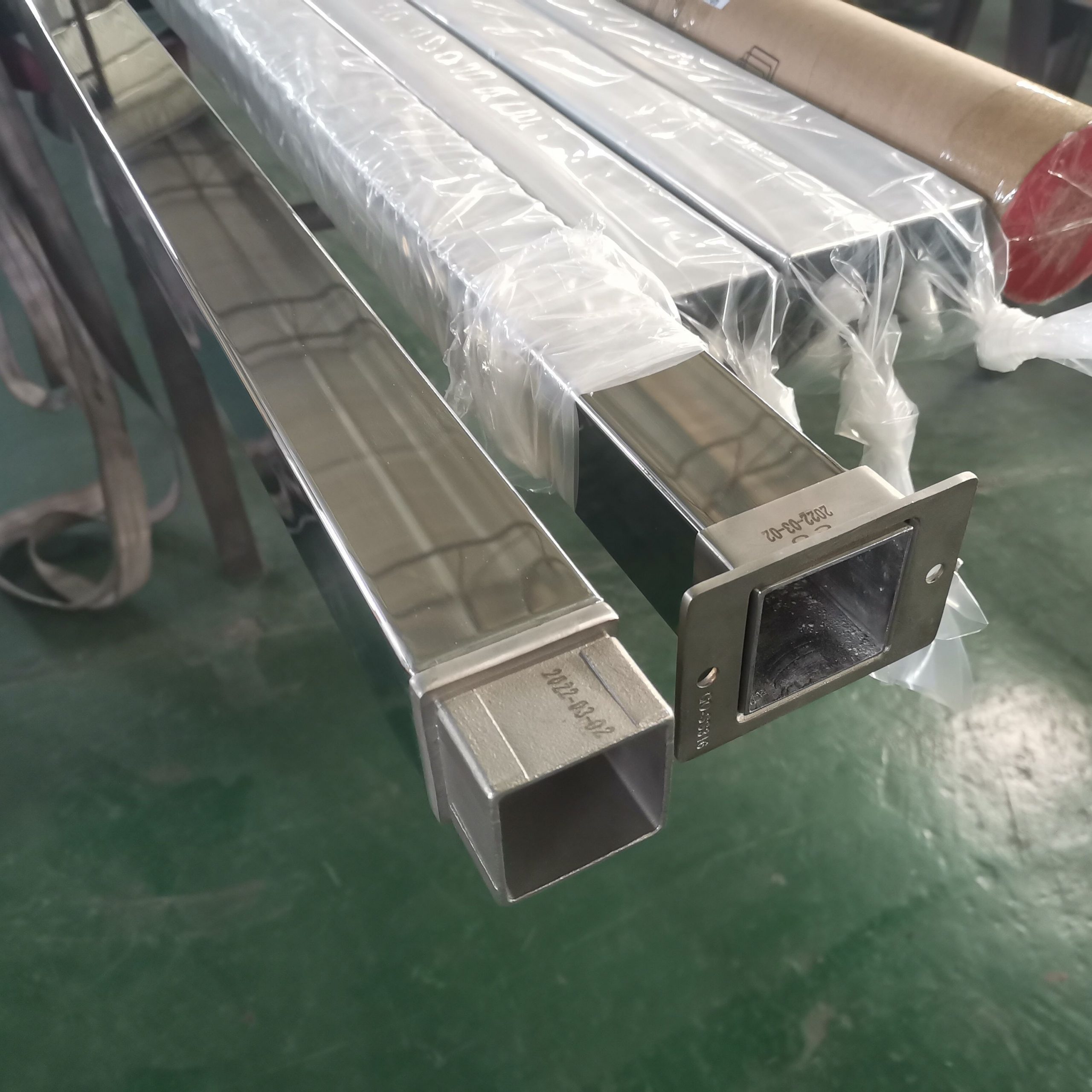 50.8x50.8mm Stainless Steel Square Tube Mirror Polished AISI 316 grade ...